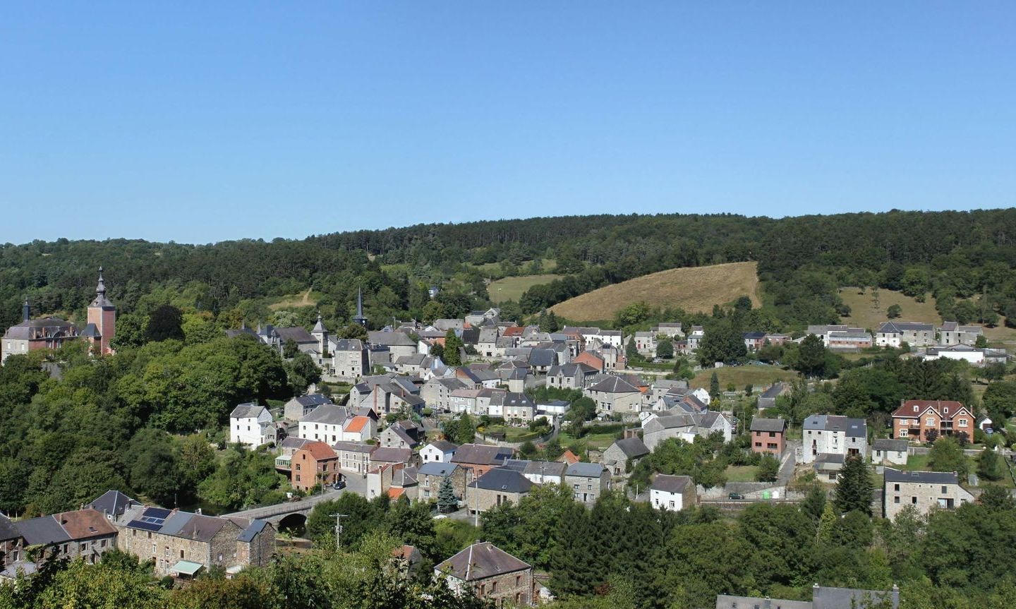 Suivez la guide: Vierves sous tous les angles - Parc national ESEM